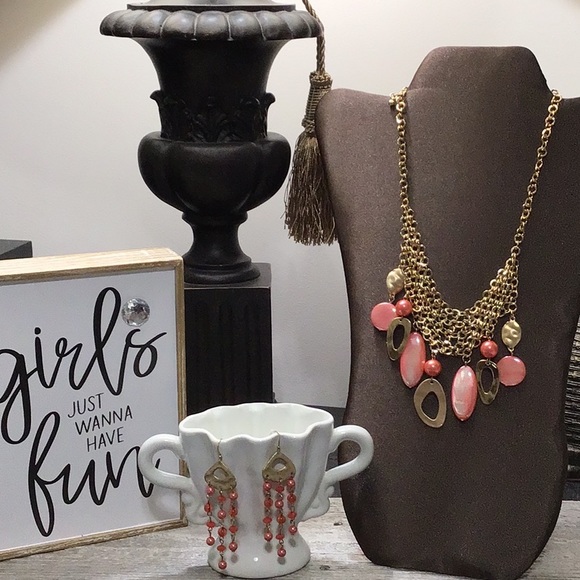 Charming Charlie | Jewelry | New Beautiful Charming Charlie Gold Tone ...